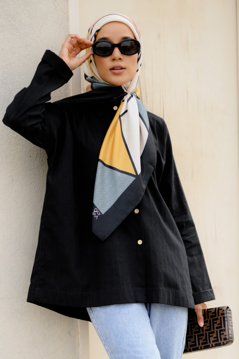 Laiqa Plain Top – QAYSAA